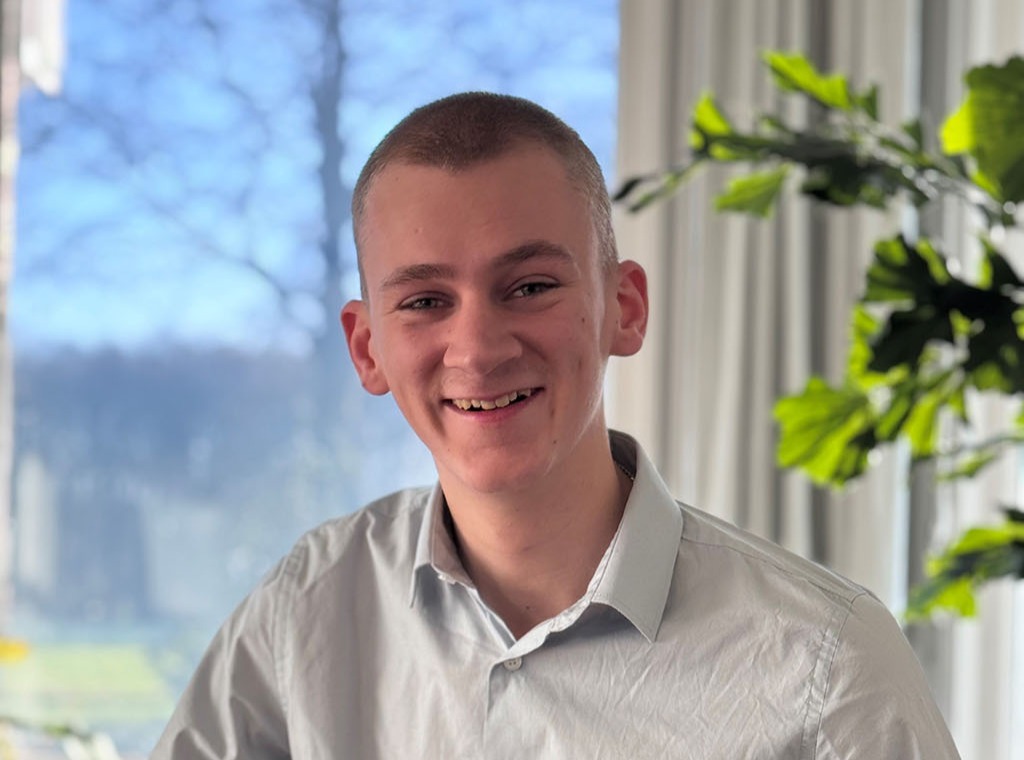 'Telefonische vragen los je 9 van de 10 keer direct op' - Enovation Medimo